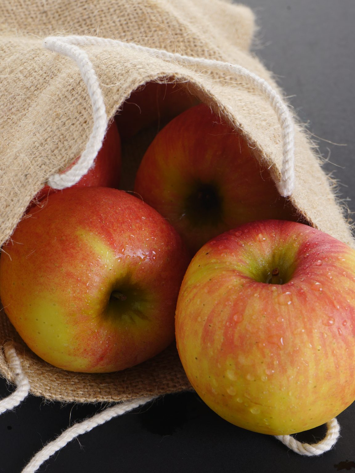 Easy Vegan Gluten-Free Apple Crisp - We Make Pretty